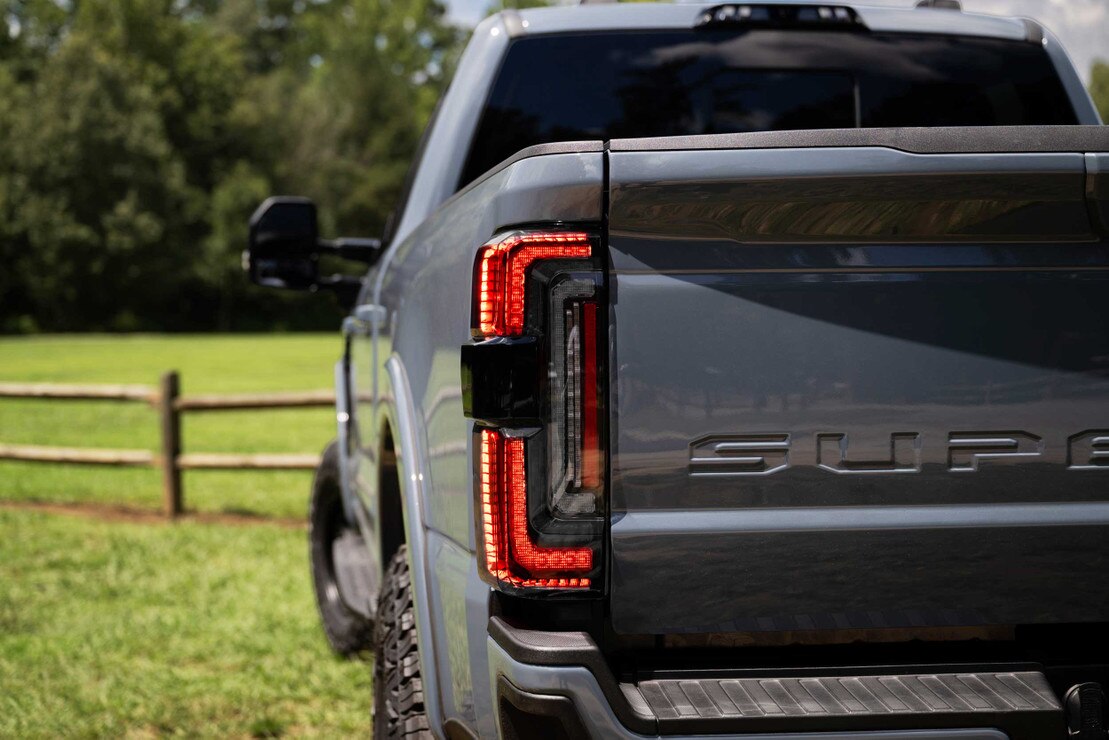 LF352 | Morimoto 23+ Ford Super Duty Smoked XB LED Tail Lights
