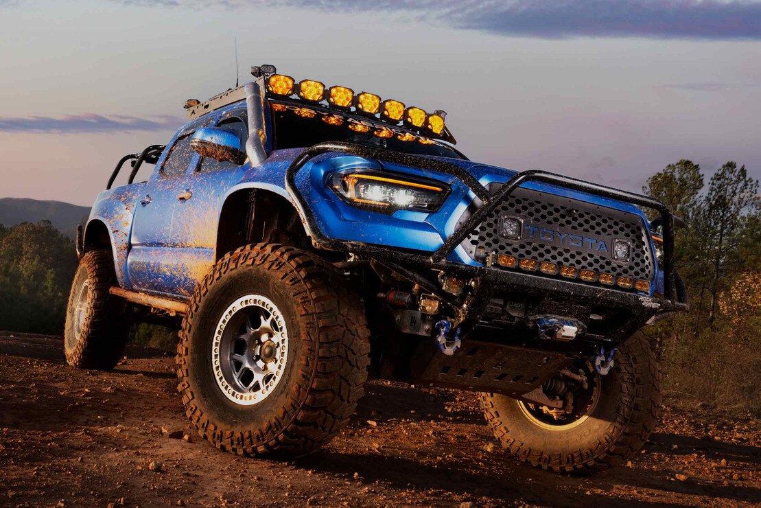 Toyota Tacoma (16-23) Morimoto XB Headlight & Tail Light Combo | MM