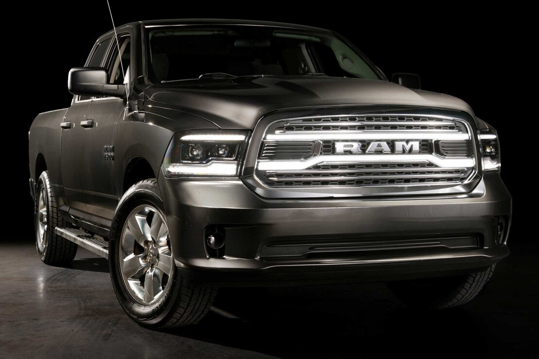 XBG30 | 13 18 Dodge Ram 1500 Morimoto XBG Grille (Chrome)