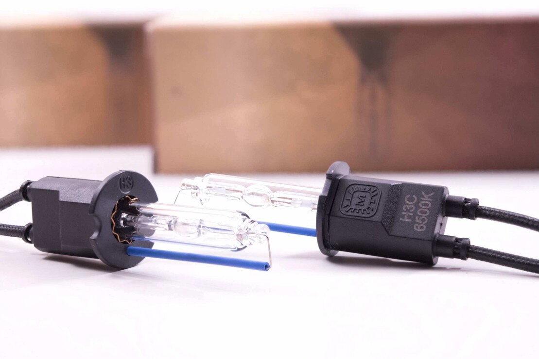 H3C: XB HID Bulbs 3000K-6000K Hues MM.N.016