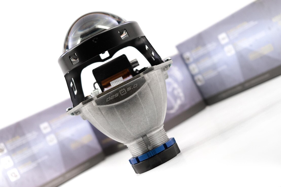 Bi-Xenon: Morimoto Mini D2S 5.0 HID Projectors PR56