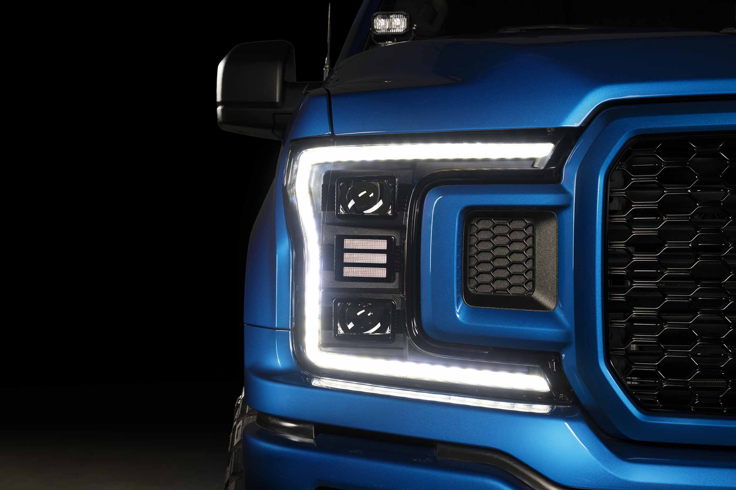 Ford F150 (18-20) Plug-N-Play XB Hybrid LED Headlights LF551