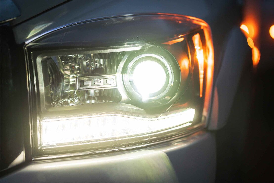 Dodge Ram (06-08) Plug-N-Play XB Hybrid LED Headlights LF558